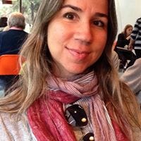 Thayse Neves – Medium