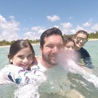 Eduardo Gil – Medium