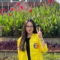 Cynthia Mutiara – Medium