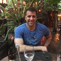 Daniel Wain – Medium