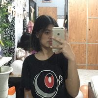 Lienzay Deleon – Medium