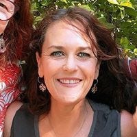 Gerda Van Dyk Pretorius – Medium