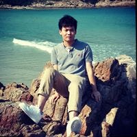 Angus Lau – Medium