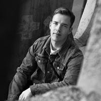 Mark Breznik – Medium