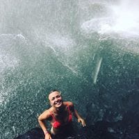 Laura Gulbe – Medium