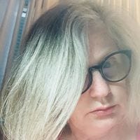 Linda Cuthbert – Medium