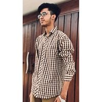 Aqdas Kashif – Medium