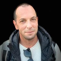 Liron Avraham – Medium