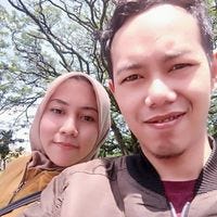 Andri Rahmat – Medium