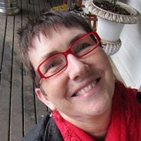 Beate Teale – Medium