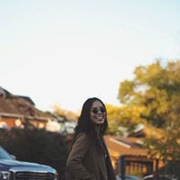 Rona Lao – Medium