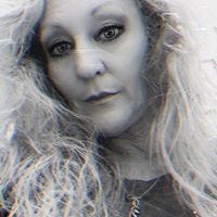 Andrea Johnson – Medium