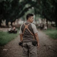 Uli Fazzah – Medium