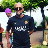 Neo Motaung – Medium