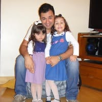 Raphael Lopes – Medium