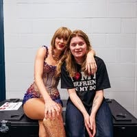 Ada Tracy – Medium