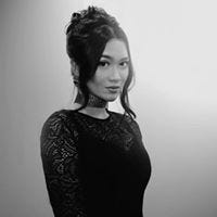 Deandra Shivana – Medium