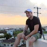 Hunter Smith – Medium