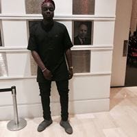 Tomi Akinrinade – Medium