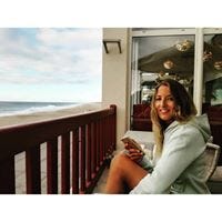 Maria Camps – Medium