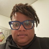 Tay Jones – Medium