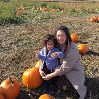 Kate Cruz – Medium