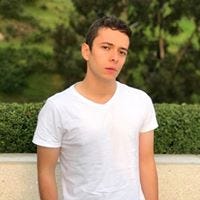 Diego Alejandro Albornoz – Medium