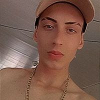 Tiago Luis – Medium