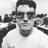 Rafael Dias – Medium