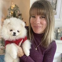 Emily Miles – Medium