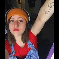 Ava Lipson – Medium