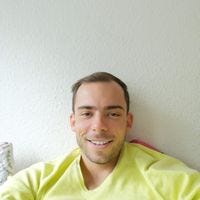 Rouven Pons – Medium