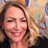 Lisa Buller Evans – Medium