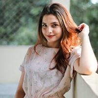 Eryna Miranda – Medium