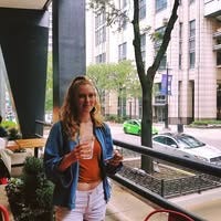 Hannah Doyal – Medium