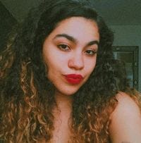 Amanda Maia – Medium