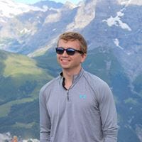 Tom Smith – Medium