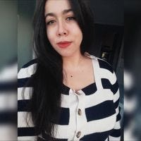 Inesse Omrani – Medium