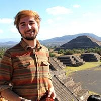 Bogdan Bors – Medium