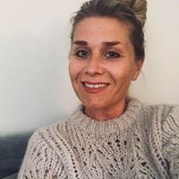 Satu Lindfors – Medium