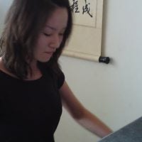 Neri Nehc – Medium