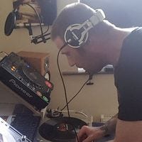 David Shuttleworth – Medium