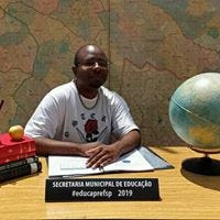 Eric Oliveira – Medium