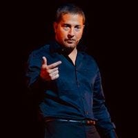 Rosh Lowe – Medium