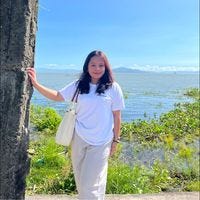 Sharmine Valerio – Medium