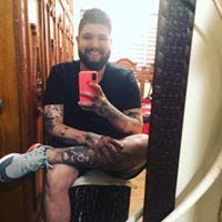 Allan Azevedo – Medium