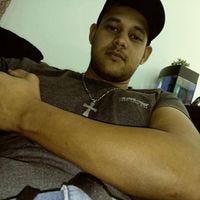 Geo Santos – Medium