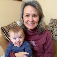 Angie Schmidt – Medium