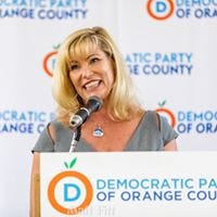 Lara Horgan – Medium