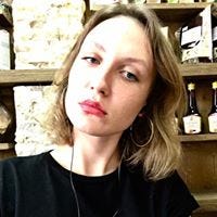 Tara Jayne Riddle – Medium